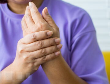 Hand numbness: causes,treatment and when to seek help