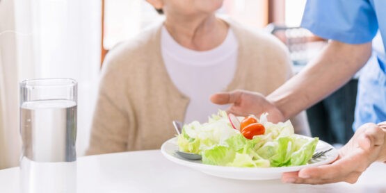 What Should You Do if a Dementia Patient Is Not Eating?
