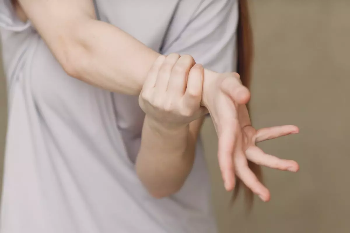 Understanding Focal Dystonia - Lone Star Neurology