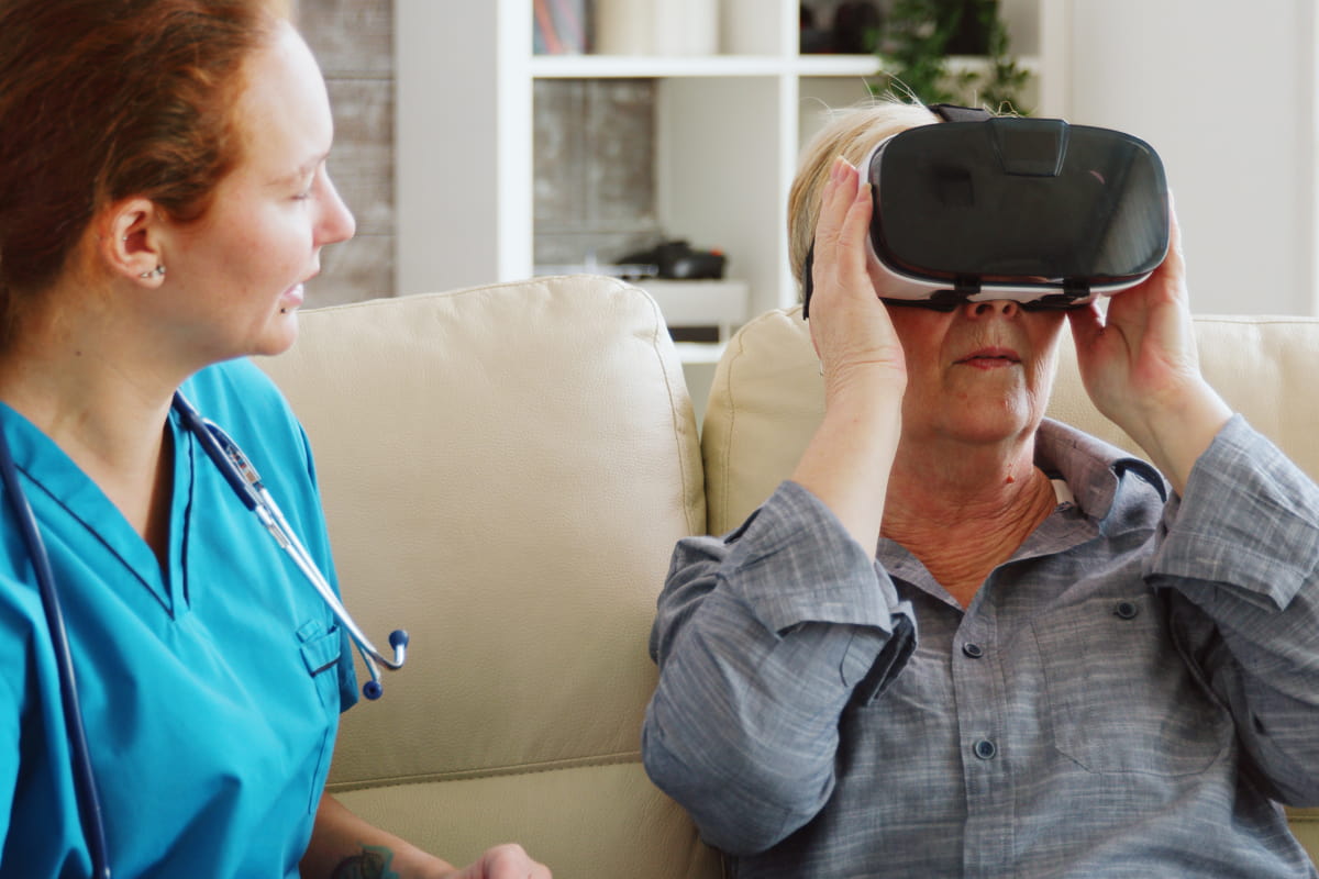 Virtual Reality in Neurological Rehab: Innovations & Impact